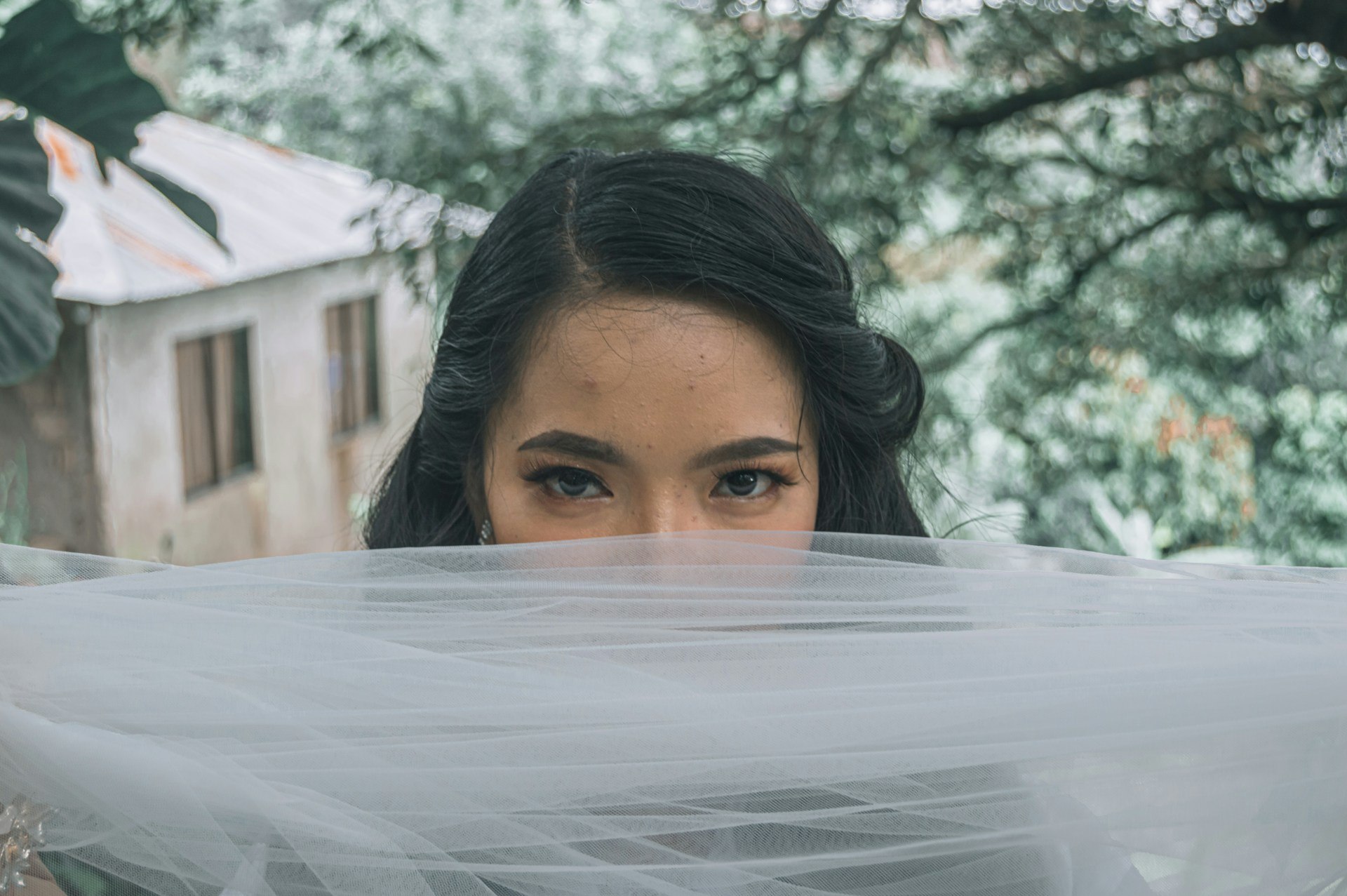 Filipina Brides - Finding the Right Filipino Wife - The Filipina bride